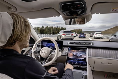 自動運転中の責任はメルセデスに！ テスラのオートパイロットを凌駕する「自動運転レベル3」を搭載した「sクラス／eqs」がまもなく本格始動