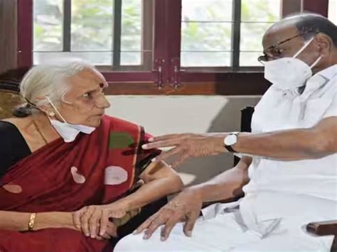 Sharad Pawar Sister Saroj Patil On Ncp Split आमचं घर फुटलं तेव्हा