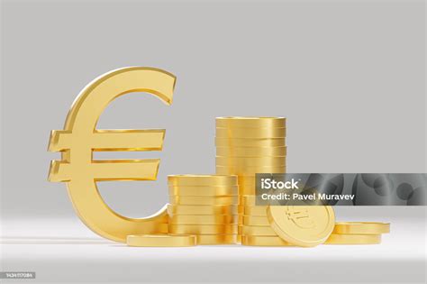 황금 유로 통화 표시 유로는 황금 동전을 쌓았다 회색 배경 이익 예산 수수료의 상승 투자 소득을 올리고 급여를 인상하십시오 3d