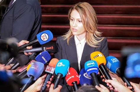 ГЕРБ реши Ако Рая Назарян стане шеф на НС отхвърля варианта да е служебен премиер Lupa Bg