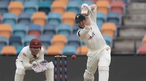 George Bailey Of Old Stars With Bat As Tasmania Tigers Take On