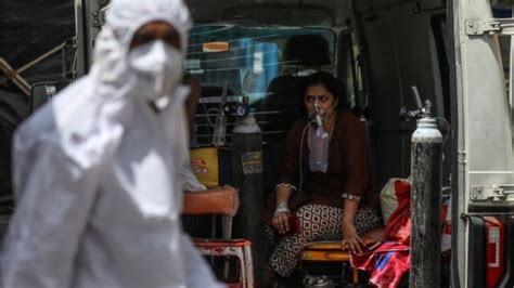 إصابات كورونا تسجل ارقاما قياسية جديدة في الهند