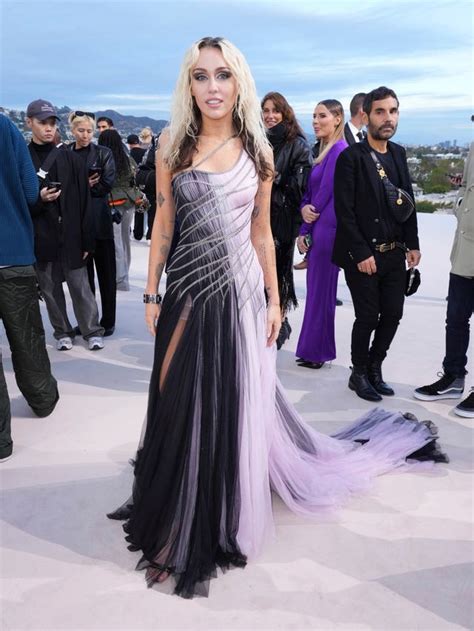 In Pictures The Versace Fall Winter Collection Presentation Eastern