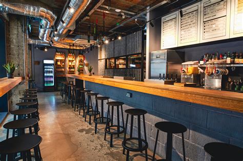 13 Essential Cocktail Bars To Visit In London By British Vogue The Vendry