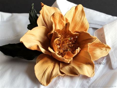 Цветы из кожи Брошь Гуля в интернет магазине на Ярмарке Мастеров Цветы Пескара доставка