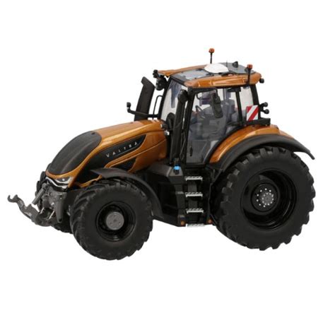 Valtra Valtra S416 1 32 Scale Model Tractor Amber Brown