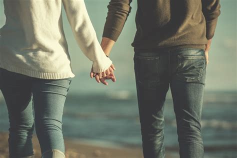 【花輪・牧思專欄】一個不完整的左撇子