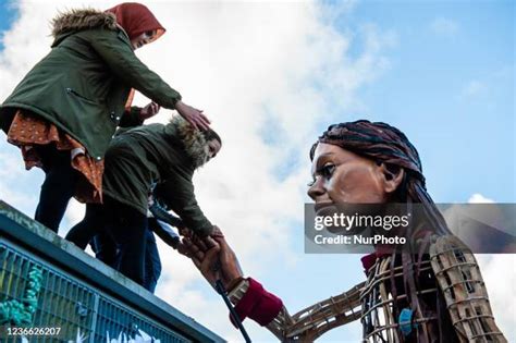 Giant Puppet Photos And Premium High Res Pictures Getty Images