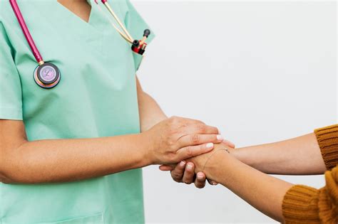 Artrita reumatoidă Simptome Cauze Tratament Clinica Angi San