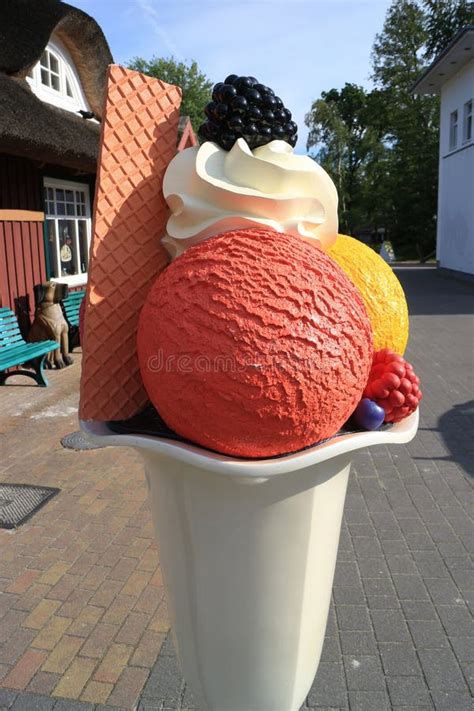 Huge Artificial Outdoor Ice Cone With Scoops Cream Fruits And Waffle