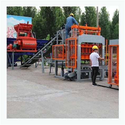 Qt Hydraulic Press Concrete Block Making Machine Block Making