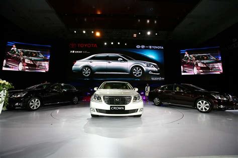 解密丰田皇冠13代进化史 汽车 凤凰网