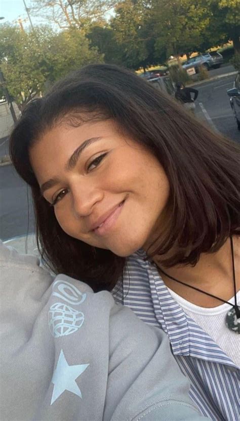 Zendaya No Makeup Rvindictaratecelebs