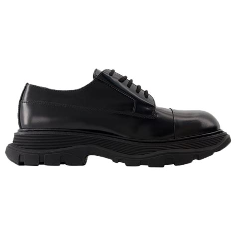 Mocassins Treadslick Alexander Mcqueen Cuir Noir Veau Façon Poulain Ref1318598 Joli Closet