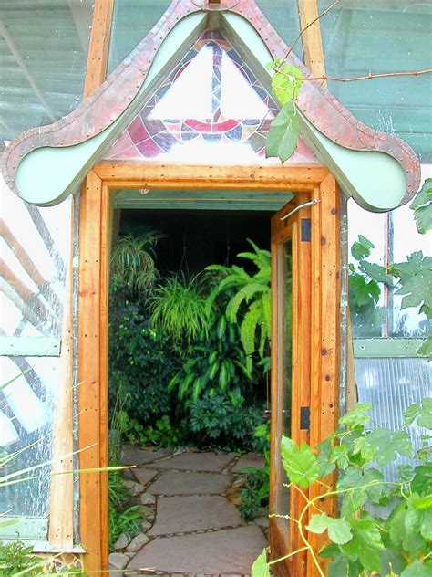 Rabbit Mountain Living Earthships Beauty And Function Off The Grid