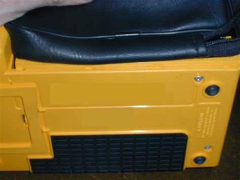 Side Cover Bottom Latches