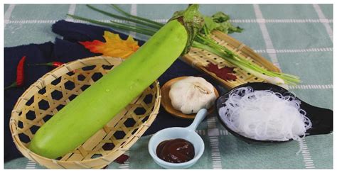 茄子新吃法，不用炸不用凉拌，做法超简单，一餐多吃两碗饭茄子吃法秋茄新浪新闻