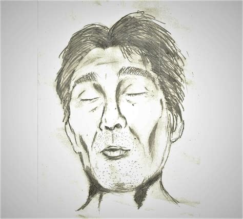 電柱の足場ボルトの下に身元不明の男性遺体が…そばには懐中電灯が入った巾着 住宅街の一角で発見 警察が似顔絵を公開し情報提供を呼び掛け 北海道七飯町