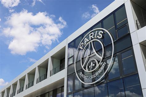 Visite Du Nouveau Centre Dentraînement Du Psg à Poissy Vidéo Drone Et