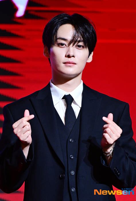 스트레이키즈 리노 이목구비 뚜렷한 외모[포토엔hd] 뉴스인코리아