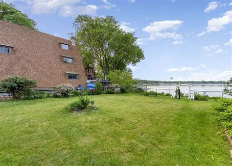 5116 W Shore Dr Mchenry Il 60050 Redfin