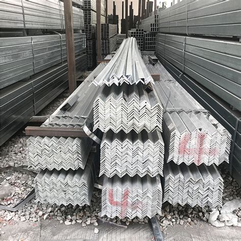 Galvanised Angle Bar Hot Dipped Hot Gi Galvanized Angle Steel With Iron Bar Prices Slotted