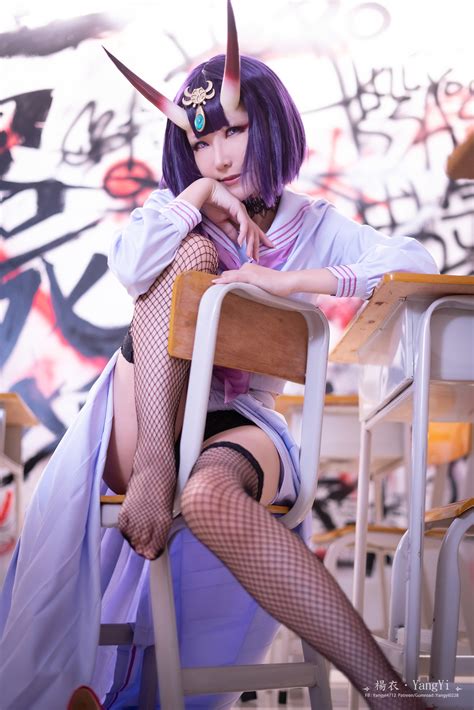 楊衣。yang Yi 這次是 酒吞的寫真書 上傳到gumr0ad啦w
