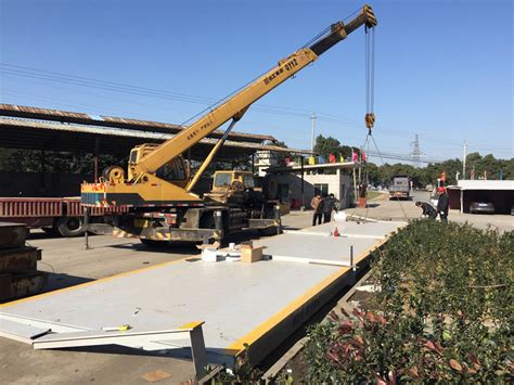 Electronic Heavy Duty Weighbridge For Trucks Pitless Foundation Customized