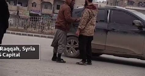 Vrouwen Filmen Stiekem Hun Nieuwe Leven In Raqqa Home Adnl