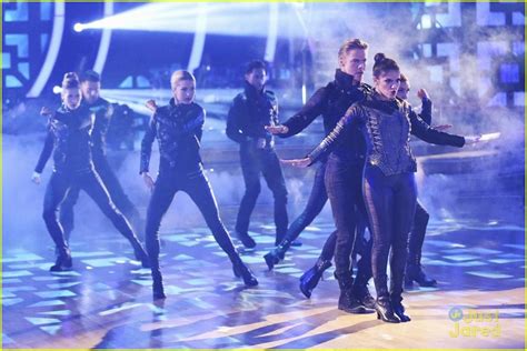 Bethany Mota And Derek Hough Hug It Out After Dwts Elimination See