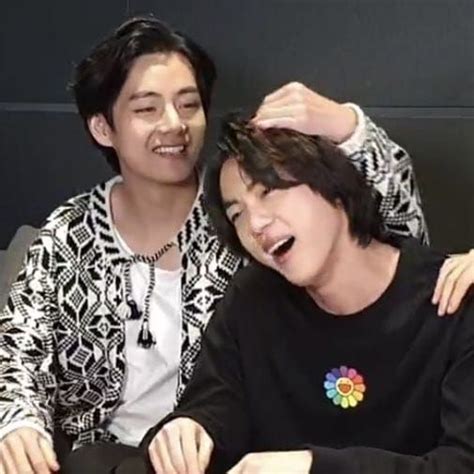 Épinglé Par Electra Heart Sur Taejin
