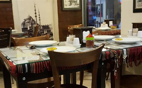 Tarihi Kalkanoglu Pilavcisi Istanbul Beyoglu Restaurant Reviews Photos And Phone Number