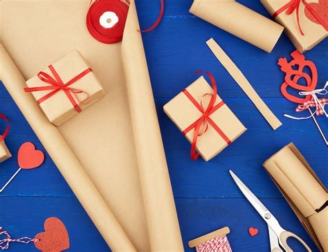 Papel Kraft Marrom Sacos De Presente Embalados E Amarrado Uma Fita