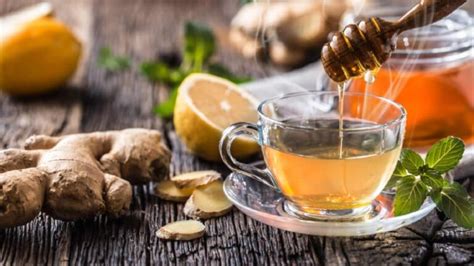 7 Benefits Of Drinking Honey With Warm Water Healthshots