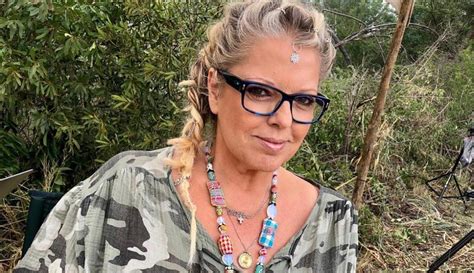 Laurence Boccolini en larmes Sa fille Willow a fait sa rentrée scolaire