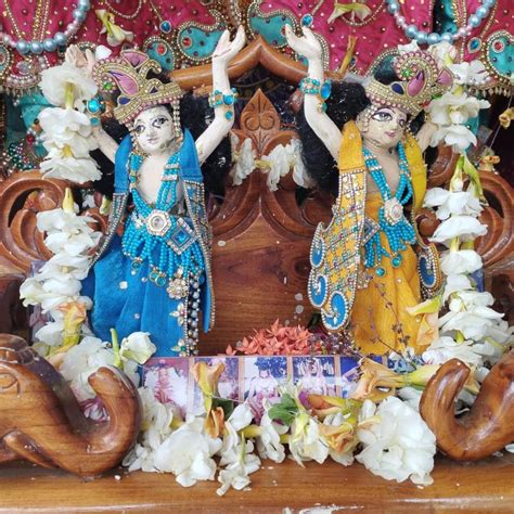 Chandan Yatra Celebration Utkal Banga Padayatra ISKCON Padayatra