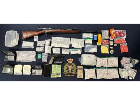 Four Arrested After Cops Seize Guns Drugs Telegraph Journal