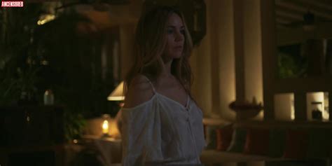 Camila Sodi Nude Pics Page 1