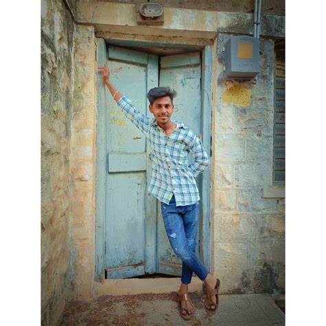 किरण 👑 Legendkiran03 On Threads