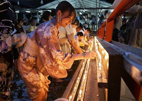 涼を楽しみながら、無病息災「みたらし祭」 京都・下鴨神社 写真特集116 毎日新聞