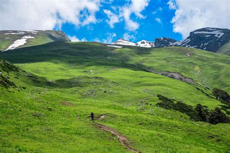 Top 4 Stunning Treks From Manali