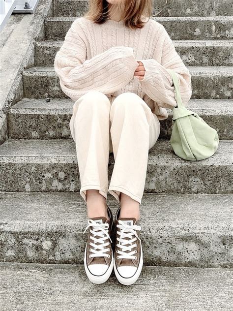 儚げ女子御用達のカラー「白」甘すぎない着こなし方で2020年もモテ女no1に♡｜mery