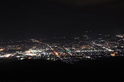 大町市鷹狩山展望台からの夜景 Variant