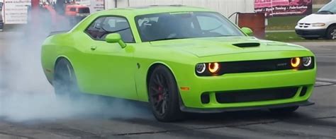 Hellcat Challenger Stomps A Nissan GTR DodgeForum