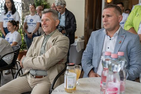 A TOM FERR lett a tatai vívók névadó szponzora Tata Város