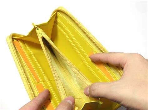 Feng Shui Wallet Color Ahoy Comics