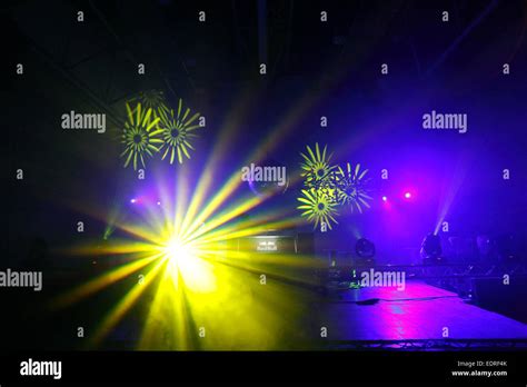 Disco lights, laser lights Stock Photo - Alamy
