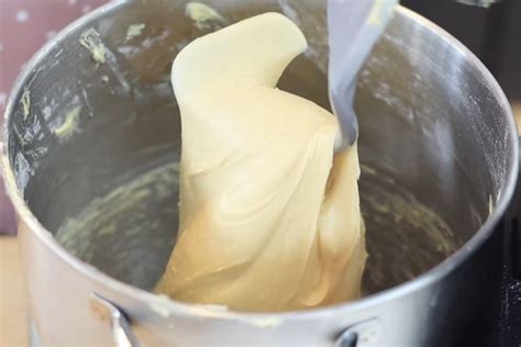 6 Cara Hindari Ragi Mati Pada Adonan Roti Perhatikan Proses Resting