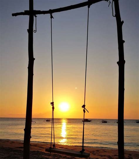 Obyek Wisata Pantai Nipah Lombok Utara Menapak Lombok
