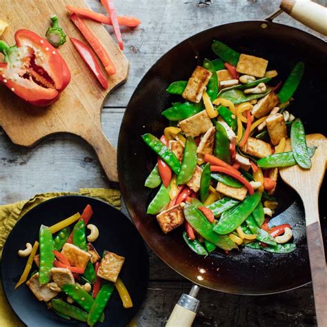 Tofu And Pepper Stir Fry With Cashews
